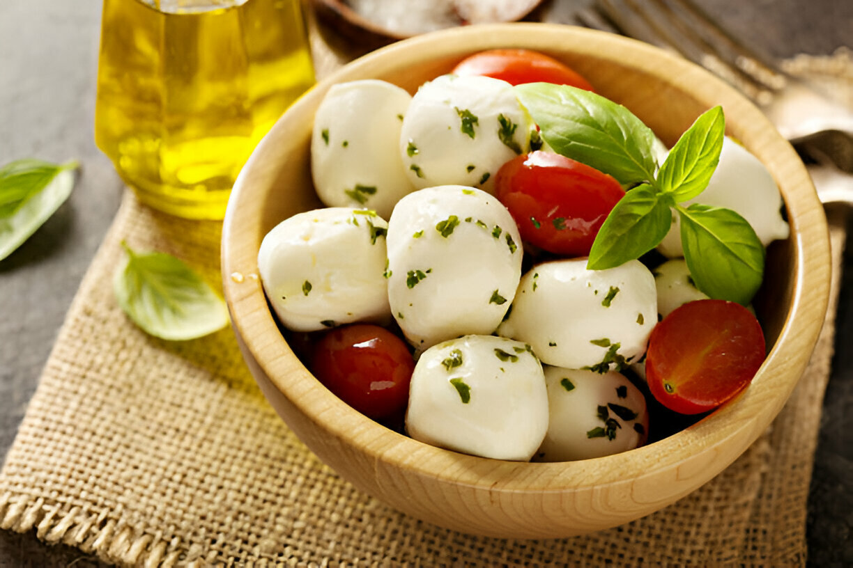 Delicious Marinated Mozzarella: Recipes and Benefits Guide